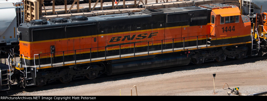 BNSF 1444